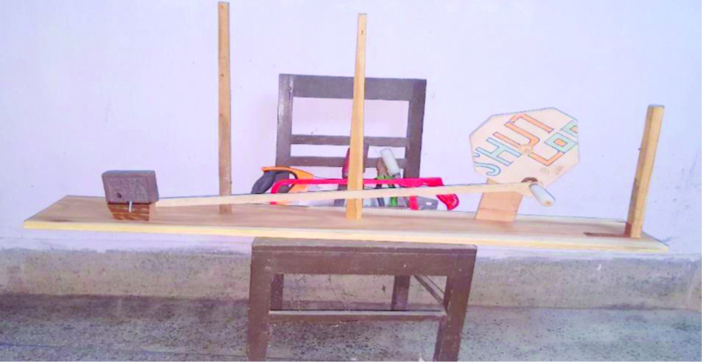 Design and development of simple machine for pineapple leaf fiber ...