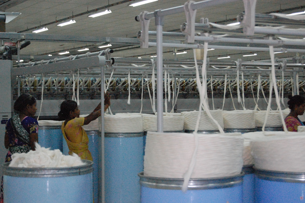 Cotton dust and fly affecting workers health at spinning and processing ...