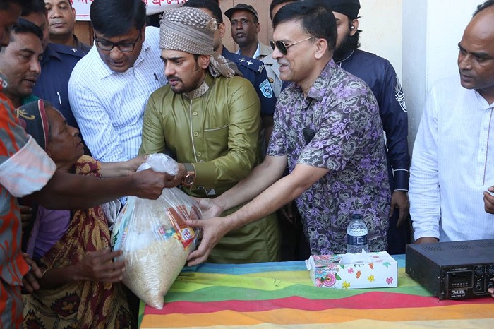 AJI and AB Group extends help to flood victims in Kurigram