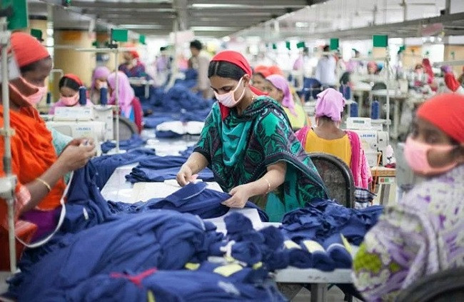 Bangladesh widens gap with Vietnam in global apparel export markets