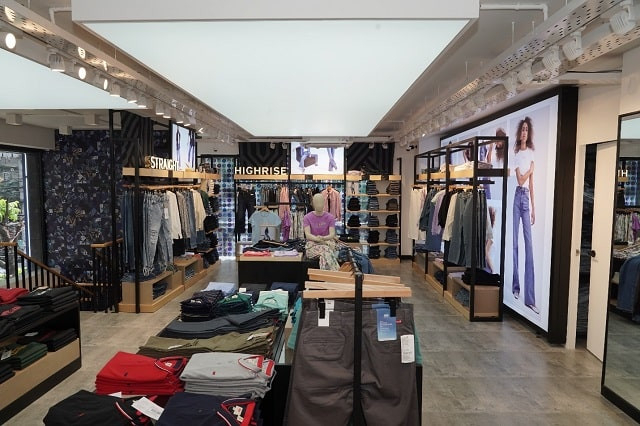 Levi's® opens first store in Bangladesh