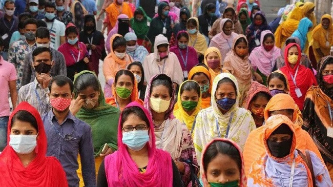 RMG workers returning to work after Eid holiday