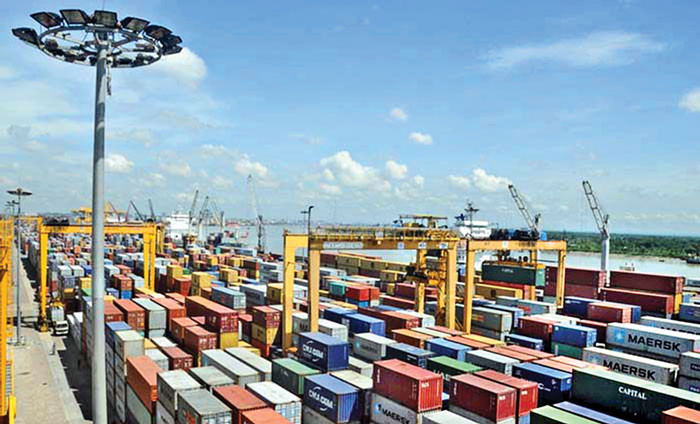 Container loading 'cut off time' of RMG export increases