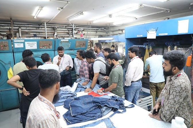 Bleaching processes in denim washing industries and problem solution